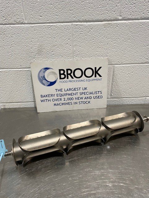 Rondo 3 lane oval rotary cutter - 160mm x 100mm