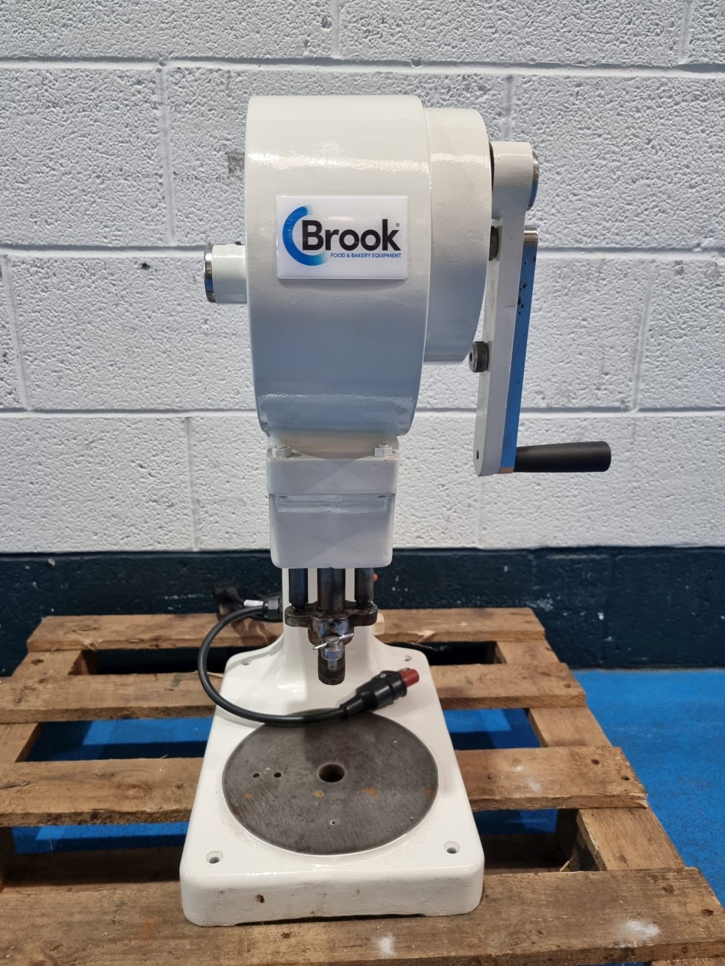 Food & Bakery Equipment | Pastry & Pie | Pie & Pasty Machines