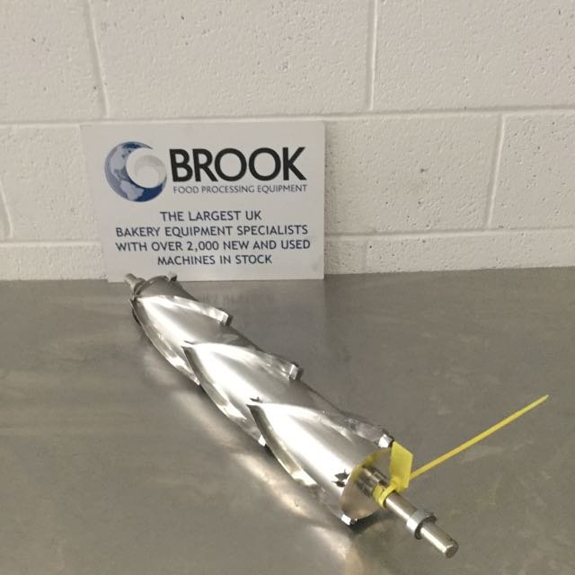 Rondo Croissant Cutter - 200mm x 180mm